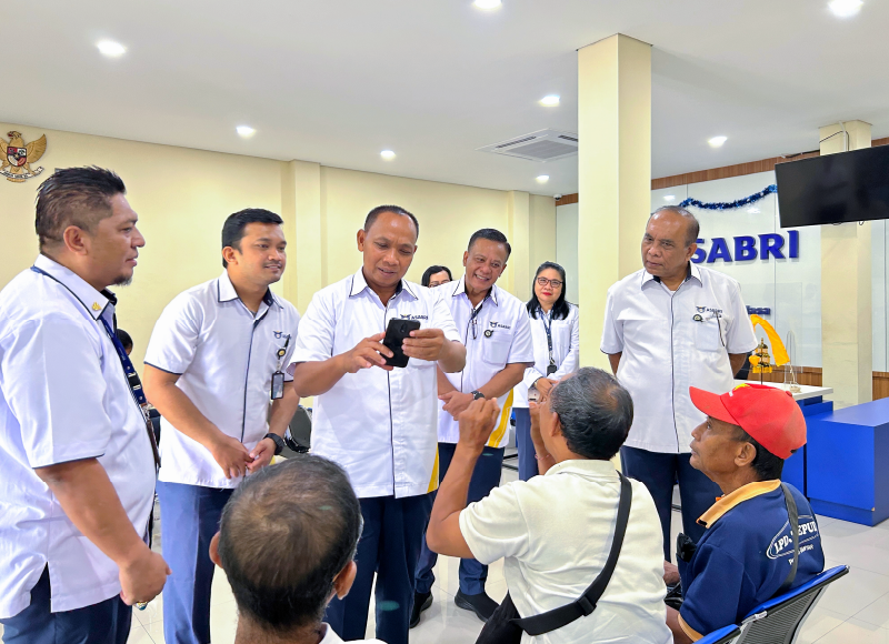 Wakil Komisaris Utama PT ASABRI (Persero) Laksanakan Kunjungan Kerja ke Kantor Cabang ASABRI ...