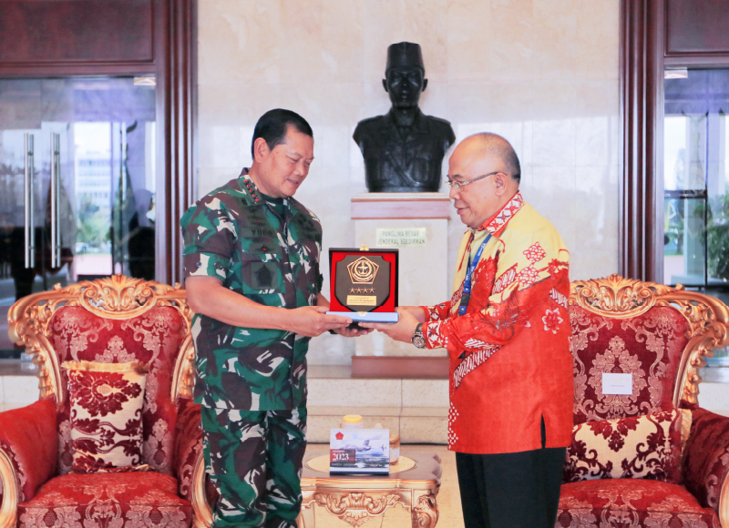 Direktur Utama PT ASABRI (Persero) Melaksanakan Audiensi dengan ... Direktur Utama PT ASABRI (Persero) Melaksanakan Audiensi dengan ...
